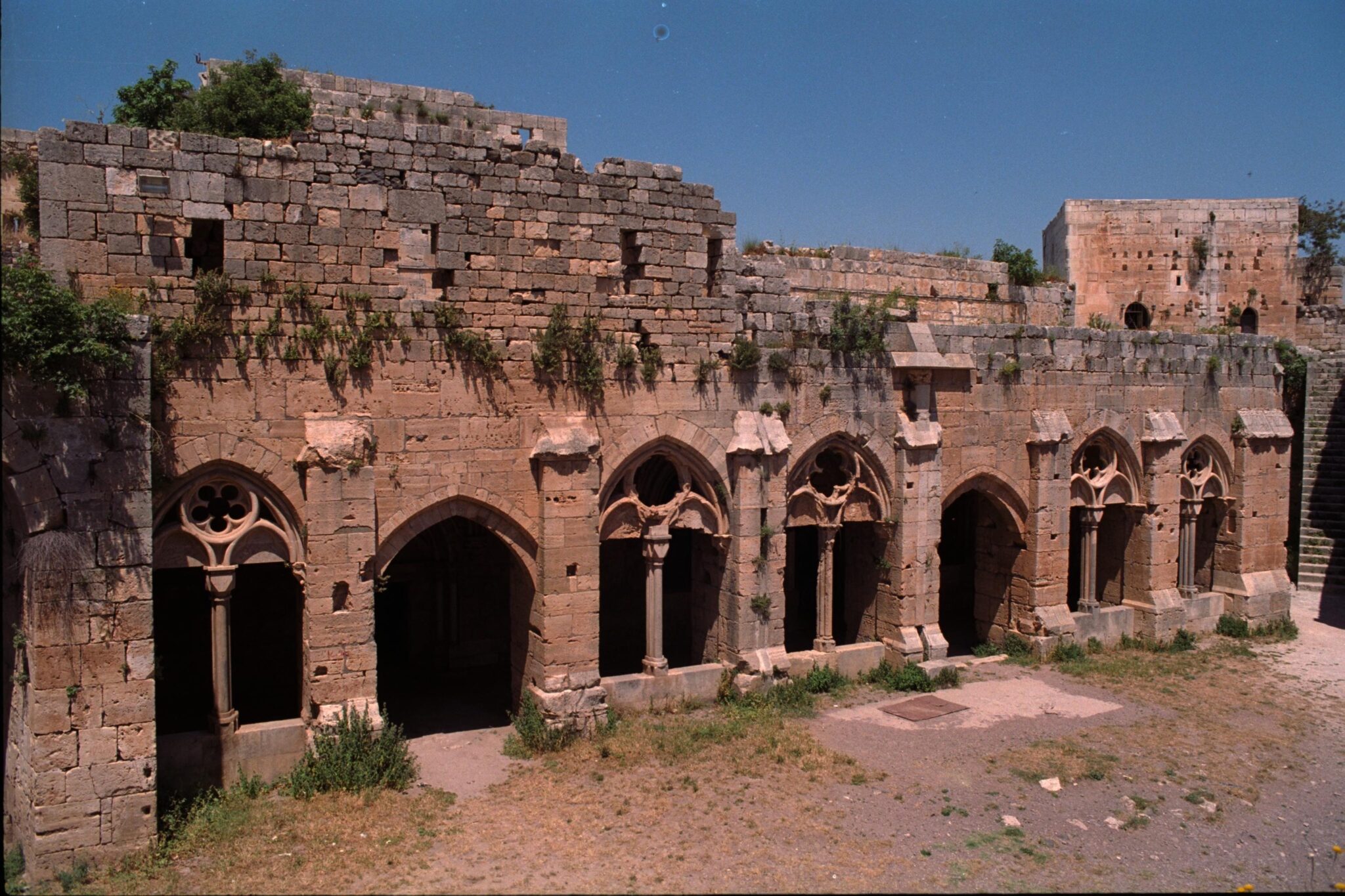 Qalaat al-Hosn Syria: Medieval Crusader Castle Guide
